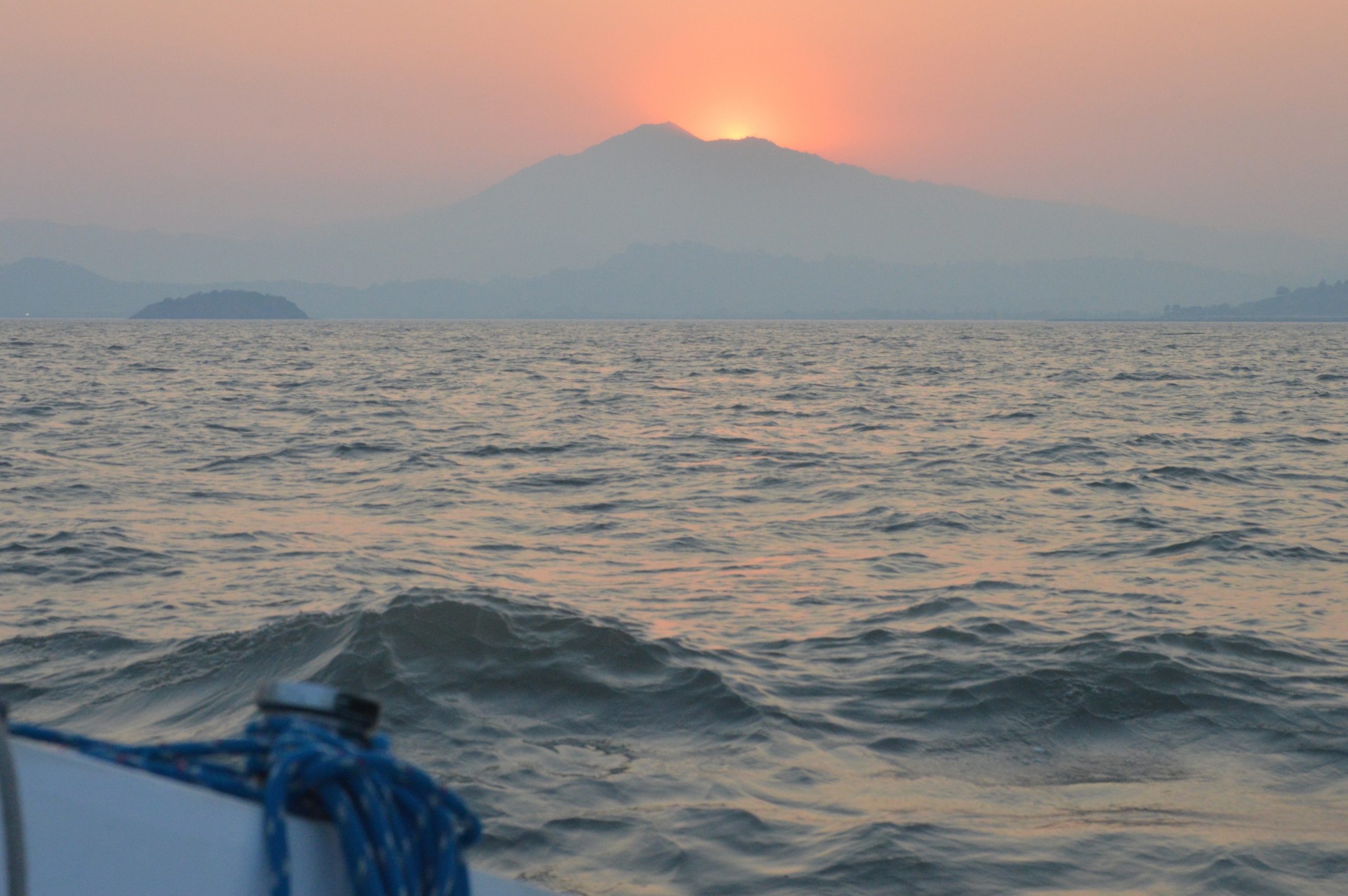 Still Smoky in the Bay - Latitude38