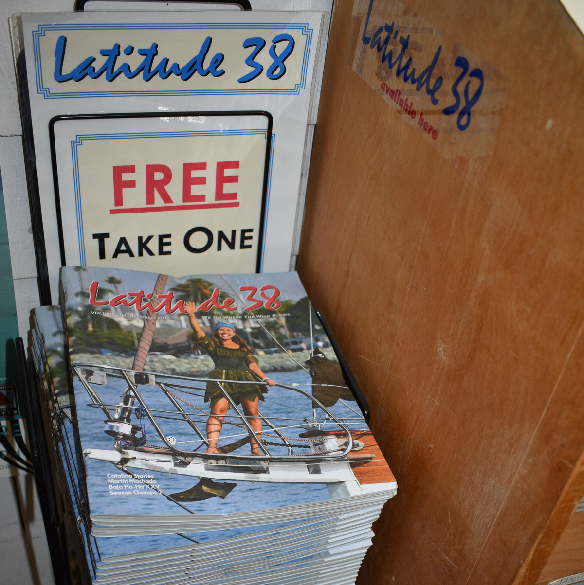 December Issue Hits the Racks - Latitude38
