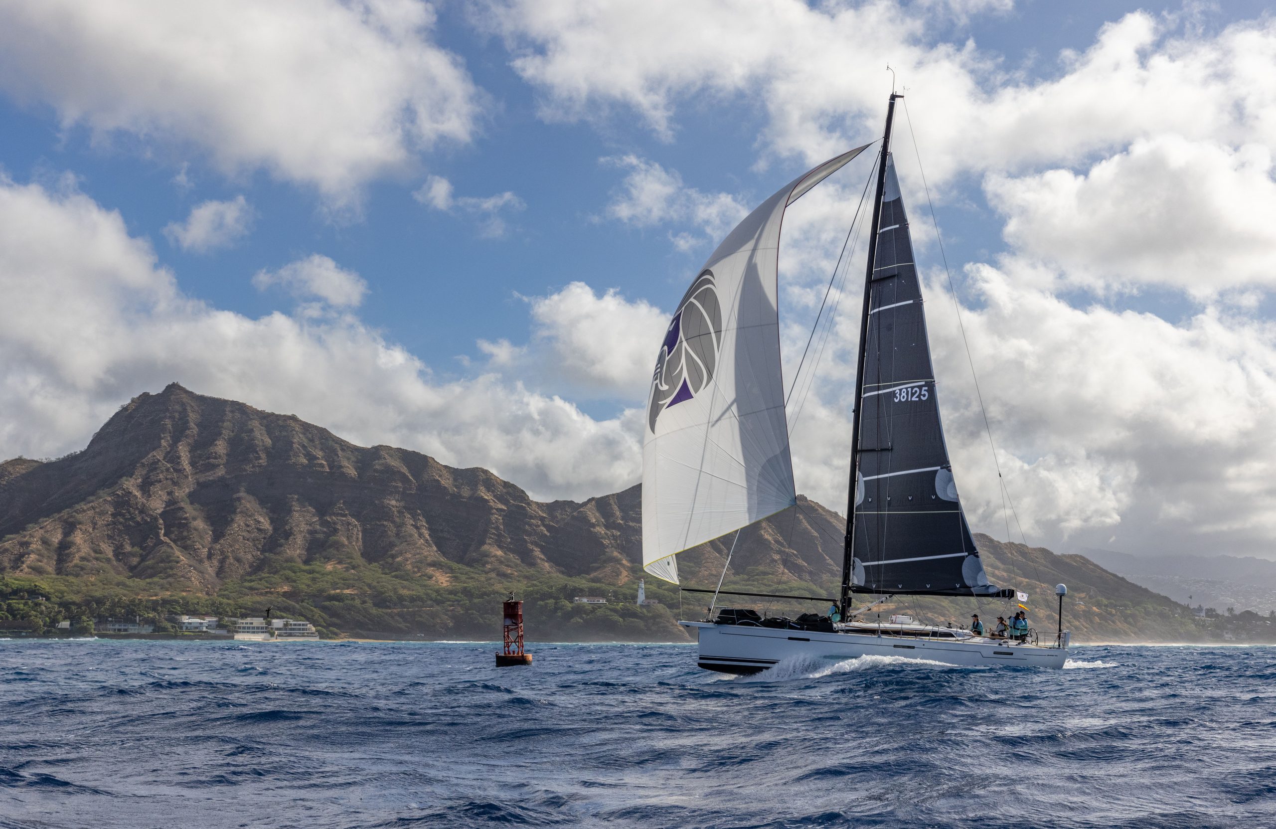Transpac Profile: Greg Dorn and Favonius 2