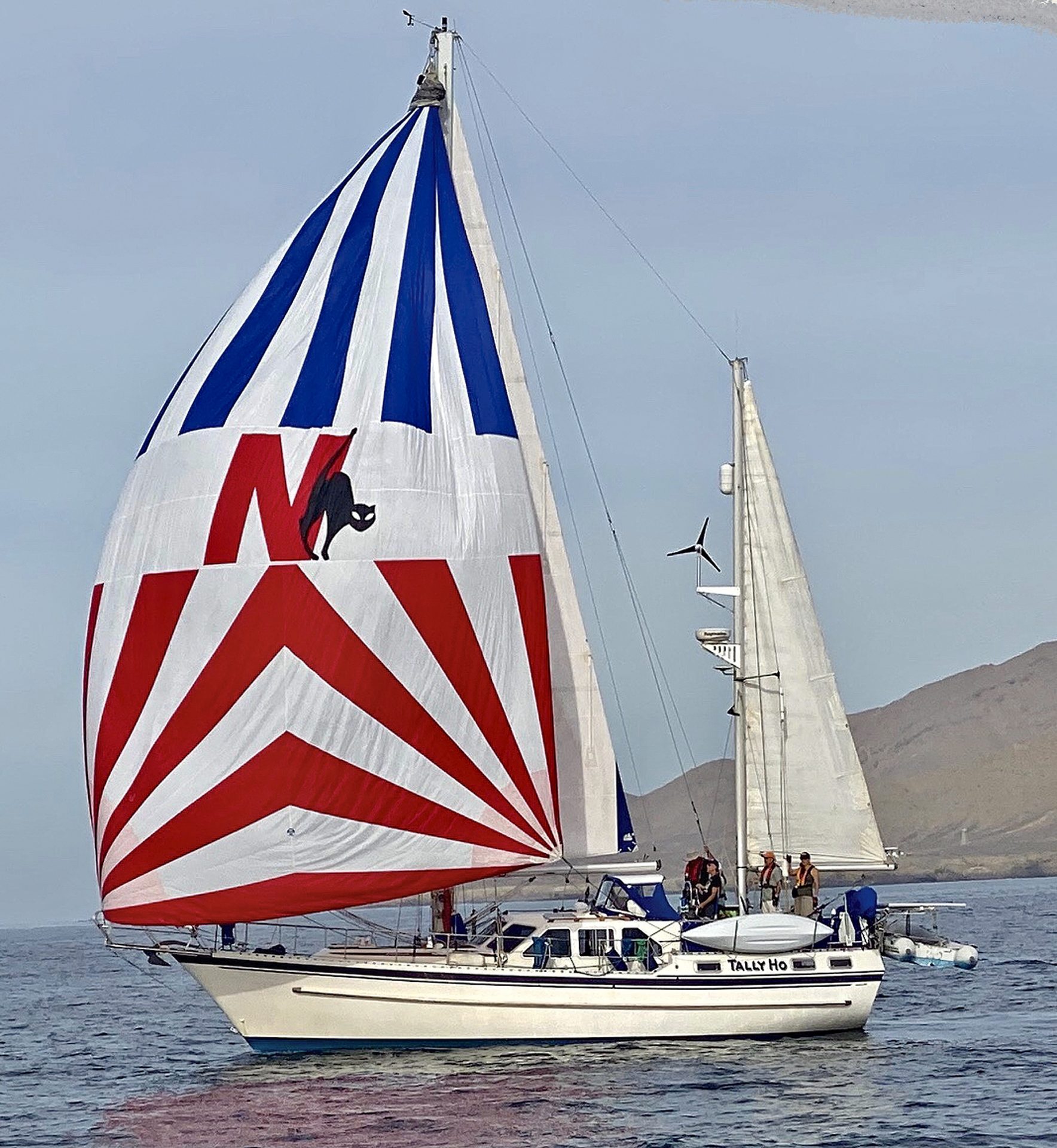 From Racing to Cruising — News Bites Ahead of a Sunny Weekend